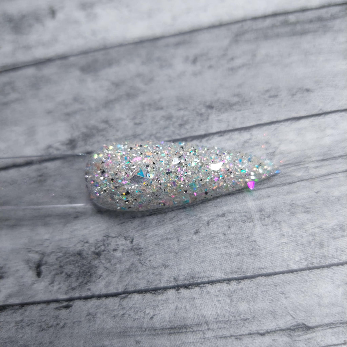 Fractured Rainbow – Sensations of the Eye Acrylic and Dip Powder